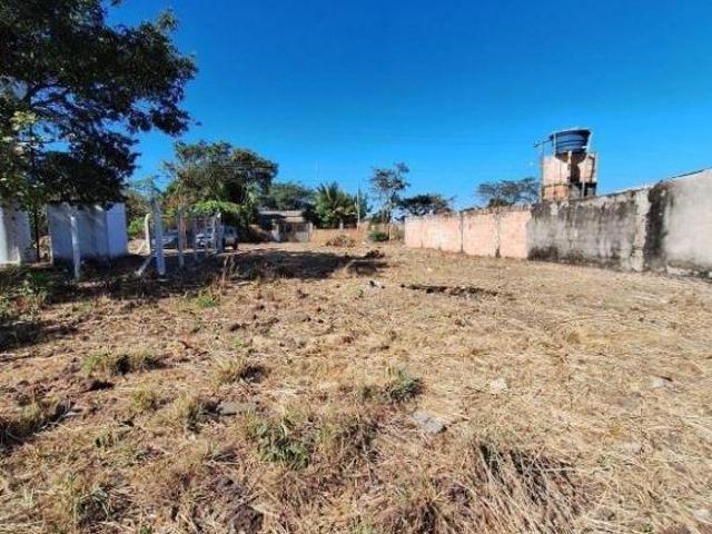 EXCELENTE LOTE NO PARQUE TRÊS PODERES EM LUZIÂNIA