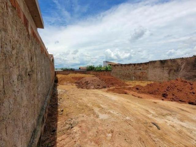 EXCELENTE LOTE NO PRIMEIRO CONDOMÍNIO DA AV. ALAMEDA DOS IPÊS