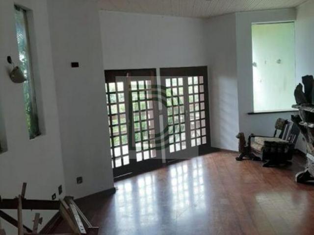 Excelente localização 4 dormitórios, sendo 2 suítes master Terras do Madeira
