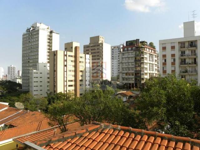 EXCELENTE LOCALIZAÇÃO, UMA VAGA