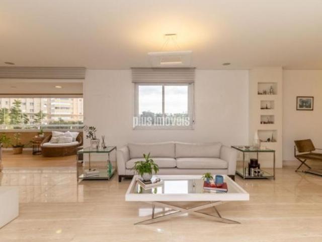 EXCELENTE LOCALIZAÇÃO ! ALTO PADRÃO COM 364 M²