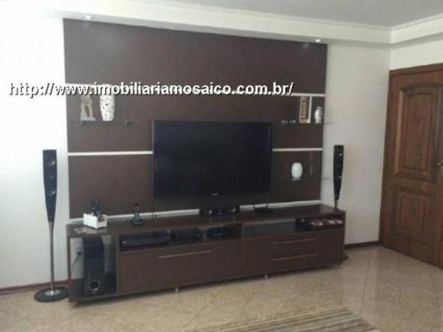 Excelente localização, amplo apartamento, 02 vagas