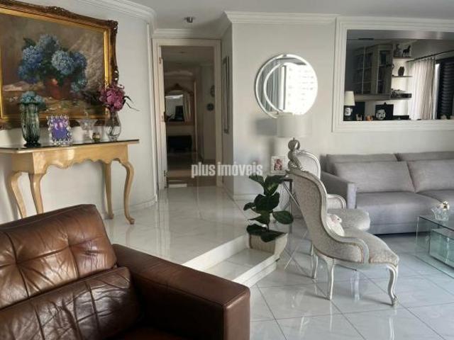 EXCELENTE LOCALIZAÇÃO! BELÍSSIMO APARTAMENTO PRONTO PARA MORAR
