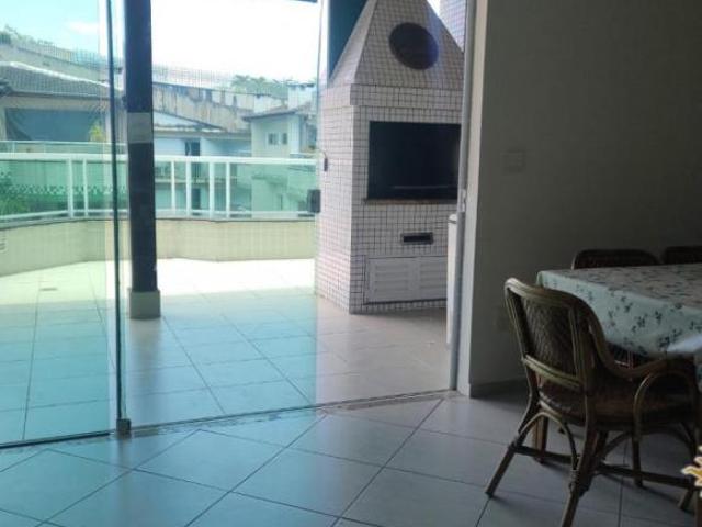 Excelente localização: Cobertura com 03 dorms, sendo 2 suítes, varanda gourmet, 2 vagas de garagem