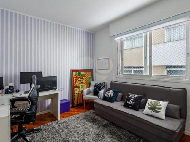Excelente localização em Higienópolis. Com 143,60m²