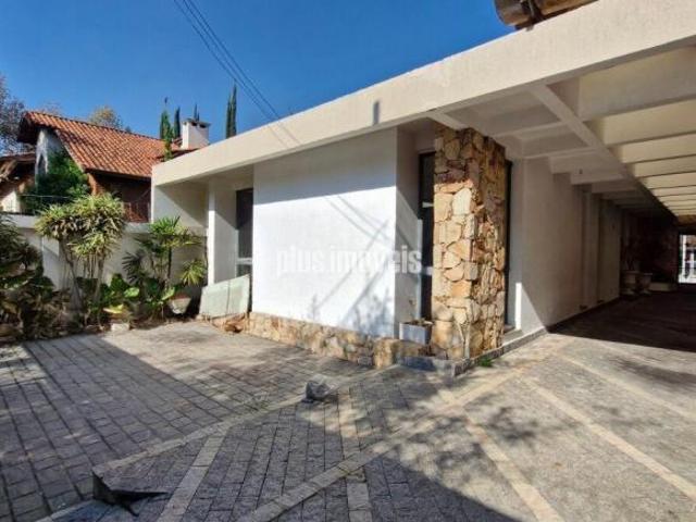 Excelente localização no privilegiado bairro do Alto da Boa Vista