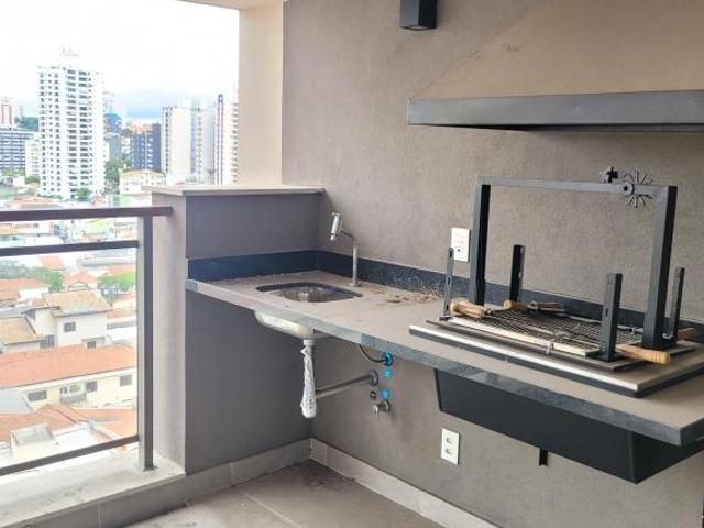 Excelente Localização, Perto de Tudo, e ainda com Varanda Gourmet!