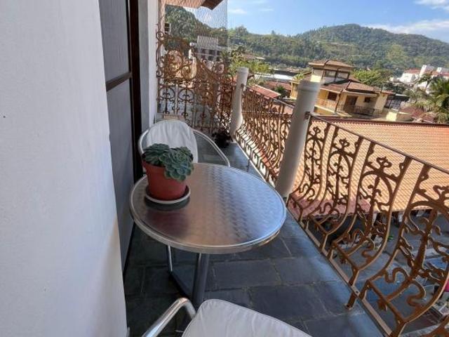 Excelente localização próximo da Praia Enseada apto tipo Loft !