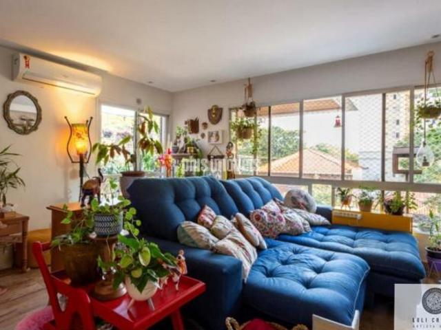EXCELENTE LOCALIZAÇÃO ! PRONTO PARA MORAR!