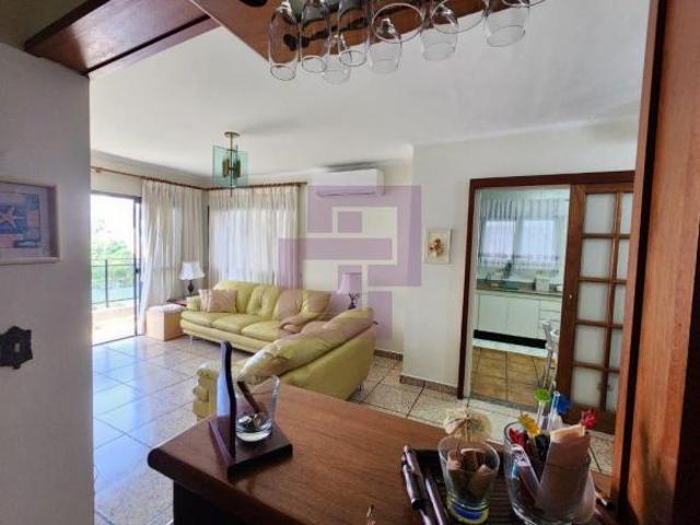 Excelente localizacao, proximo a Praia do Tombo