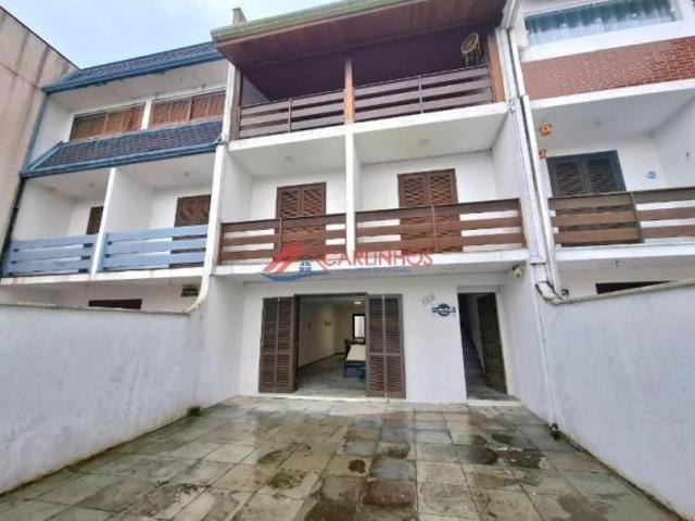 Excelente Sobrado Triplex no Centro de Guaratuba PR a 150,00 metros da Praia central