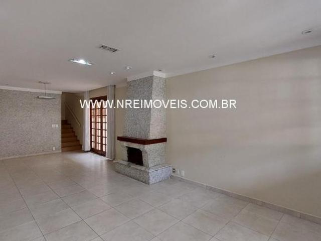 EXCELENTE SOBRADO À VENDA NO MORUMBI SUL
