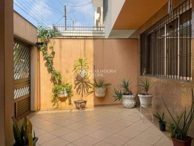 Excelente sobrado à venda no Centro de São Bernardo do Campo