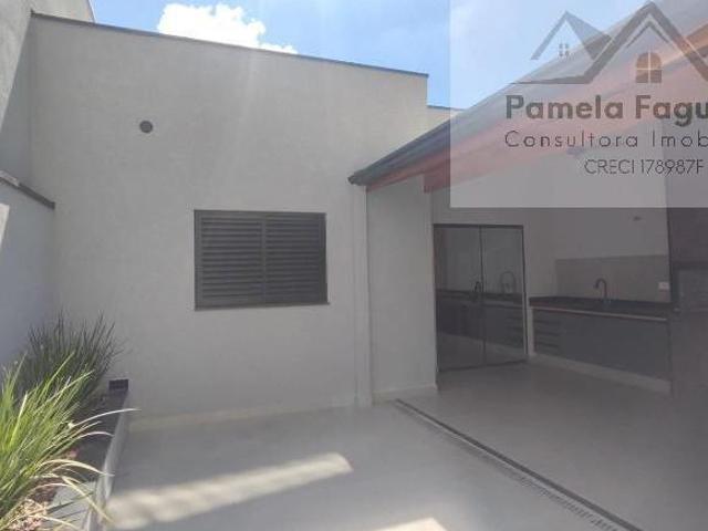 Excelente Sobrado à Venda no Condomínio Villa Verde Bragança 3 quartos, 1 suíte, 2 salas, 3 banhei