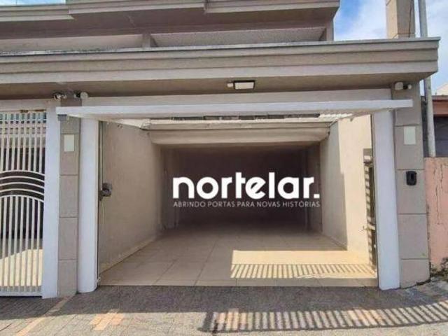 Excelente sobrado à venda no Parque São Domingos