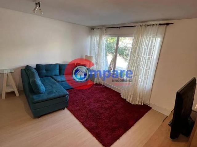 Excelente Sobrado à venda, alto padrão, 3 dormitórios, 1 suite, 2 vagas Vila Rio de Janeiro, Guaru