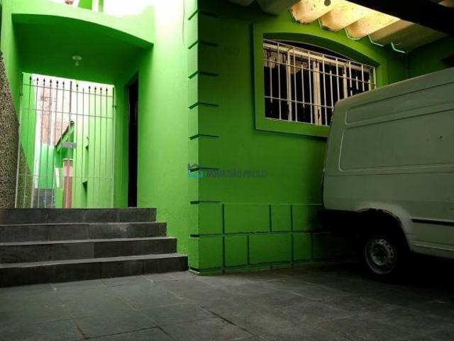 Excelente Sobrado á venda com 02 dorms e 03 vagas