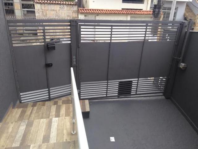Excelente Sobrado à venda, com 3 dormitórios, sendo 1 suíte, 5 vagas, Jardim Vila Mariana, São Paulo