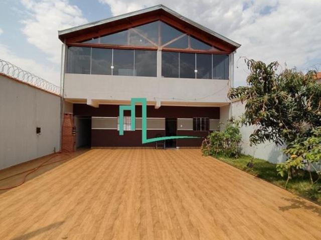 EXCELENTE SOBRADO À VENDA EM GUARÁ SP