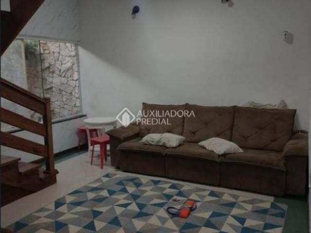 Excelente Sobrado à Venda 3dormitorios em Santana Ribeirão Pires/SP