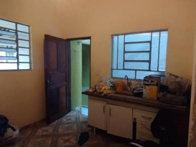 Excelente sobrado a venda