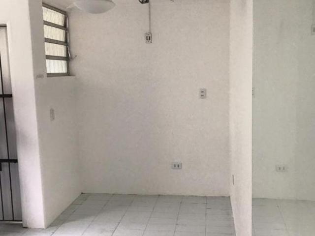 EXCELENTE SOBRADO A 100 METROS DO METRO VILA MADALENA