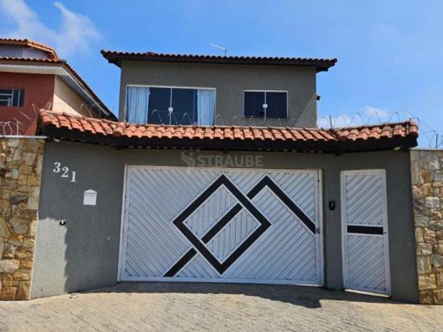 Excelente Sobrado com 3 dormitórios na Vila Suíssa, em Mogi das Cruzes!