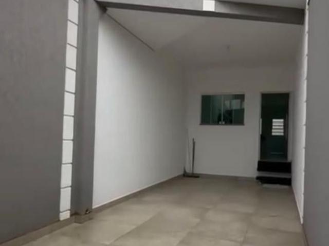 Excelente sobrado com 3 quartos na Cidade Patriarca!