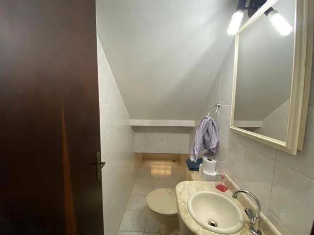 Excelente sobrado com 03 quartos, 1 suite a venda 950.000,00 Campo Grande