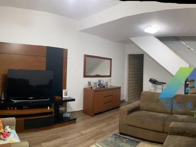 Excelente sobrado com 125m² em localização privilegiada em área nobre da Vila das Merces!