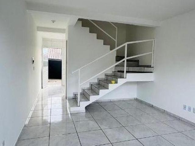 Excelente sobrado com 2 dormitórios à venda, 70 m² por R$ 270.000 COHAB A Gravataí/RS