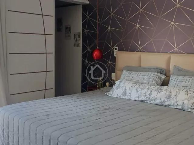 Sobrado com 2 suítes + 1 quarto e planejados