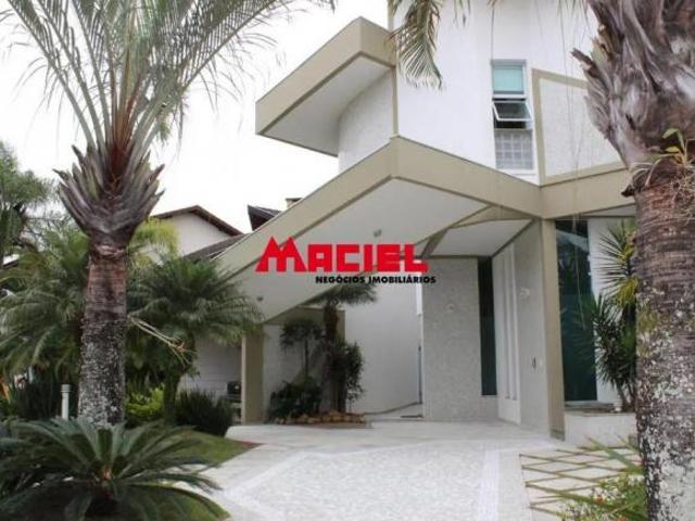 EXCELENTE SOBRADO COM 410M2 COND. ESPLANADA DO SOL SJC