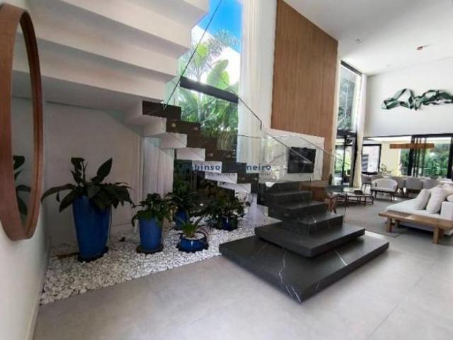 Excelente Sobrado com 5 suítes na Riviera | 330m2 área construída