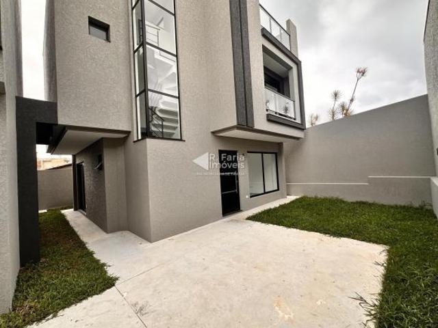 EXCELENTE SOBRADO COM TERRAÇO, TRÊS SUÍTES, TERREN