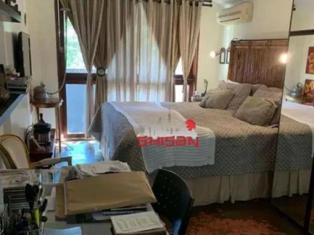 Excelente Sobrado de 340m² em Campo Belo