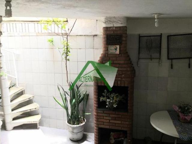 Excelente sobrado de 3 dormitórios com área gourmet!