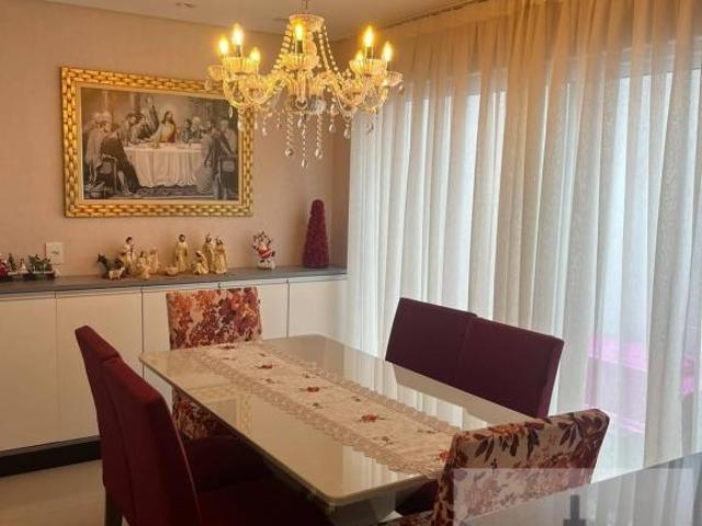 EXCELENTE SOBRADO DE ALTO PADRÃO COM 194 M²/4 SUITES/TERRAÇO GOURMET/2 VAGAS À VENDA NO TATUAPÉ, SÃO