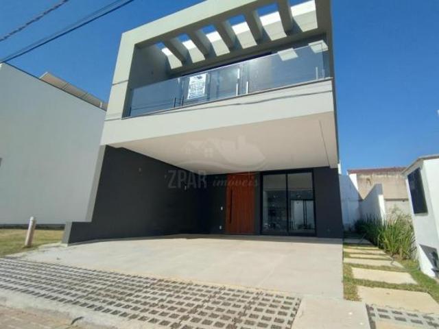 Excelente Sobrado de Alto Padrão com 203m² Porto Alegre