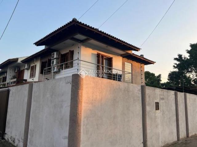 Excelente sobrado de esquina Nossa Senhora das Graças