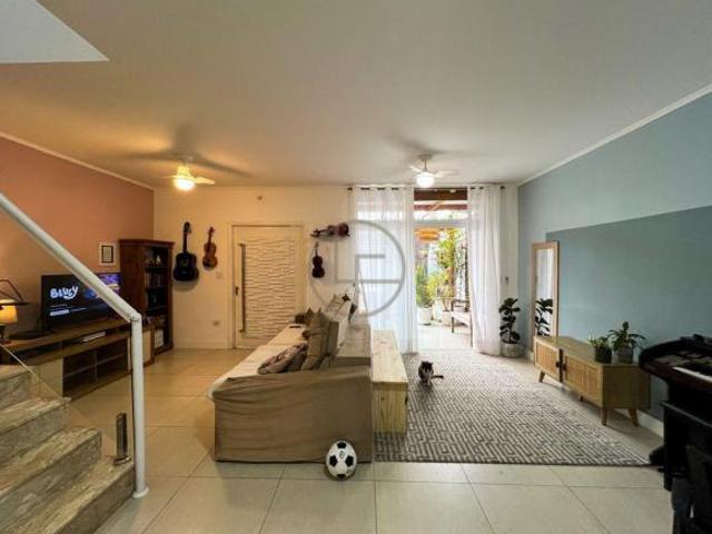 Excelente Sobrado Duplex com 03 Dormitórios