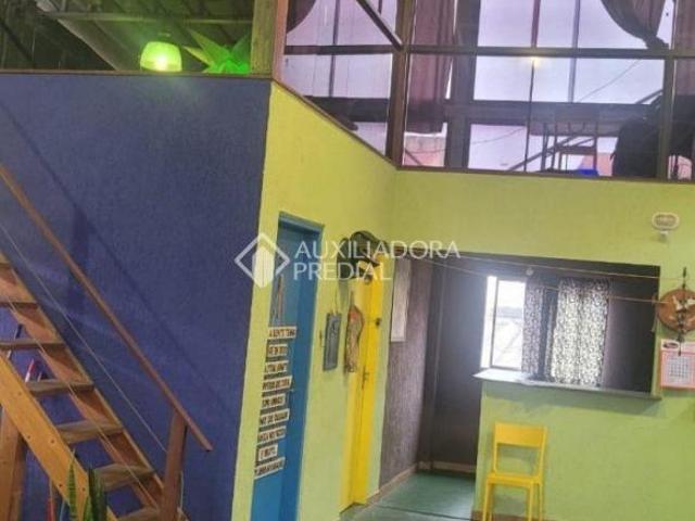 EXCELENTE SOBRADO EM VILA LINDA COM 298m² DE ÁREA CONSTRUÍDA 03 DORMITÓRIOS