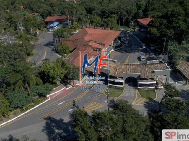 Excelente sobrado em cond. fechado em Itapevi/SP, 533 m² a.u 3 dormitórios 2 suítes, sala, cozin