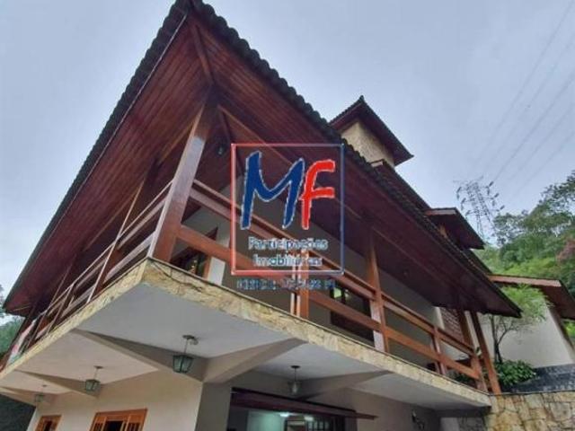 Excelente sobrado em cond. fechado em Mairiporã/SP, com 458 m² a.u 3 dormitórios 3 suítes, pisci