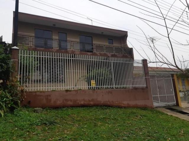 EXCELENTE SOBRADO EM ÓTIMA LOCALIZAÇÃO!