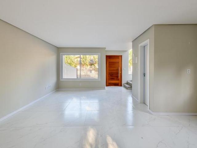 Excelente Sobrado Geminado, 90m², 3 dormitórios 1 suite, Oeste, Sapiranga