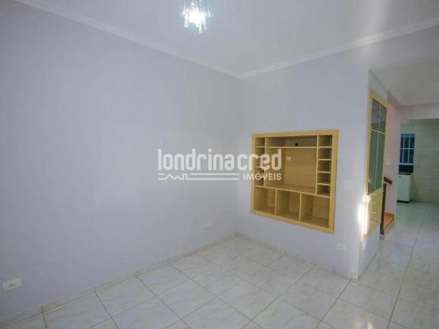Excelente Sobrado Geminado à Venda na Parte Alta do Bairro: 4 Dormitórios, Espaço Gourmet, Suíte no
