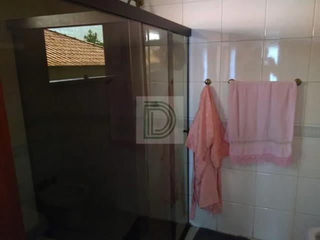 Excelente sobrado isolado com 330 m², localizado no Jardim das Vertentes