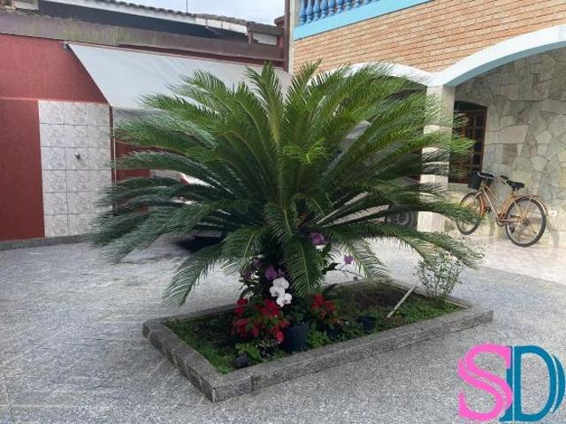 Excelente sobrado, localização previligiada Ubatuba SP