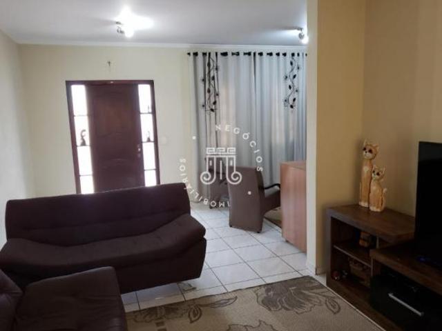 EXCELENTE SOBRADO LOCALIZADO NO BAIRRO JARDIM CAÇULA, NA CIDADE DE JUNDIAÍ/SP
